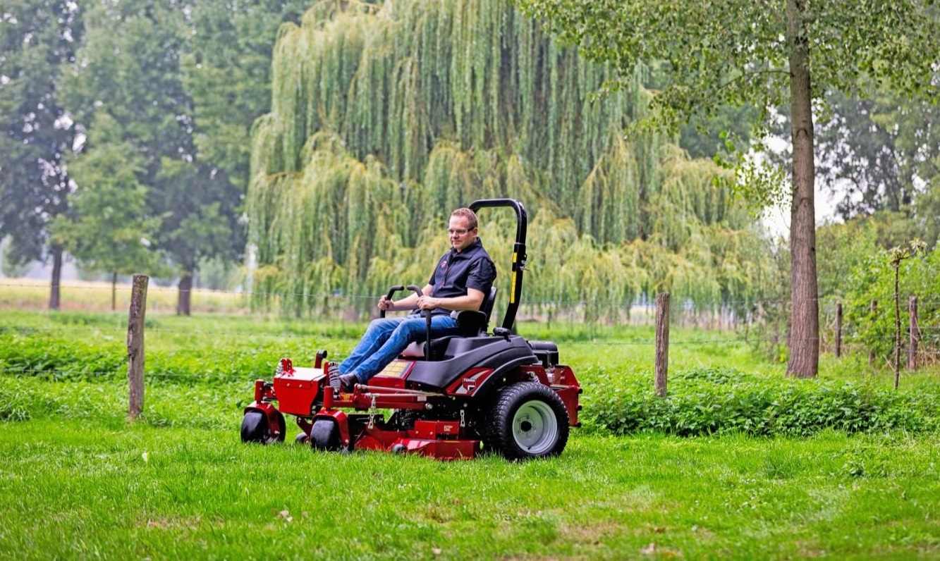 Ferris Mowers UK - The only mowers with suspensionFerris Mowers UK ...